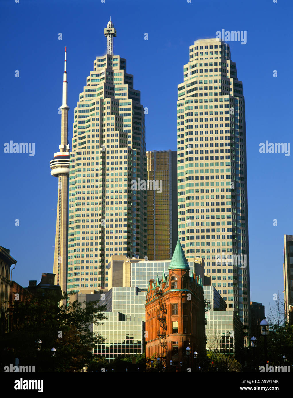 GOODERHAM BUILDING (©DAVID ROBERTS JR 1892) BROOKFIELD PLACE (©BREGMAN ...