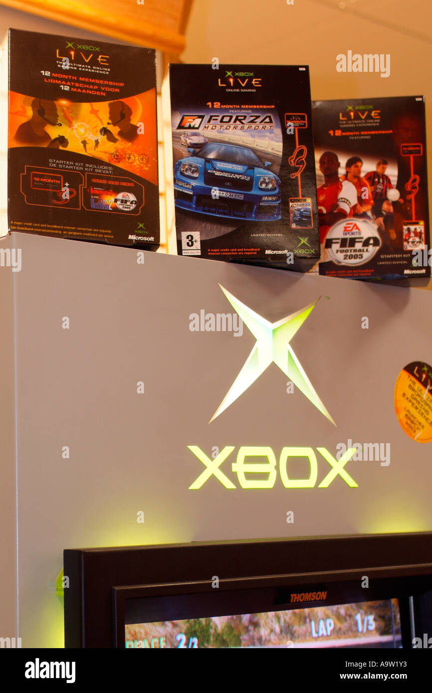 Thrilling video hi-res stock photography and images - Alamy