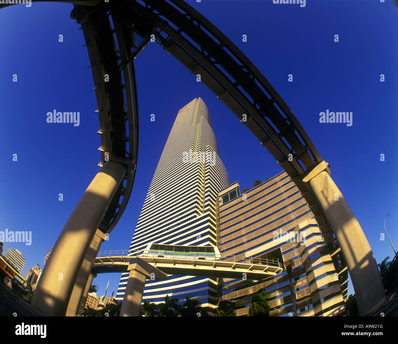 METROMOVER CARRIAGE ELEVATED MONORAIL KNIGHT CENTER MIAMI FLORIDA USA ...