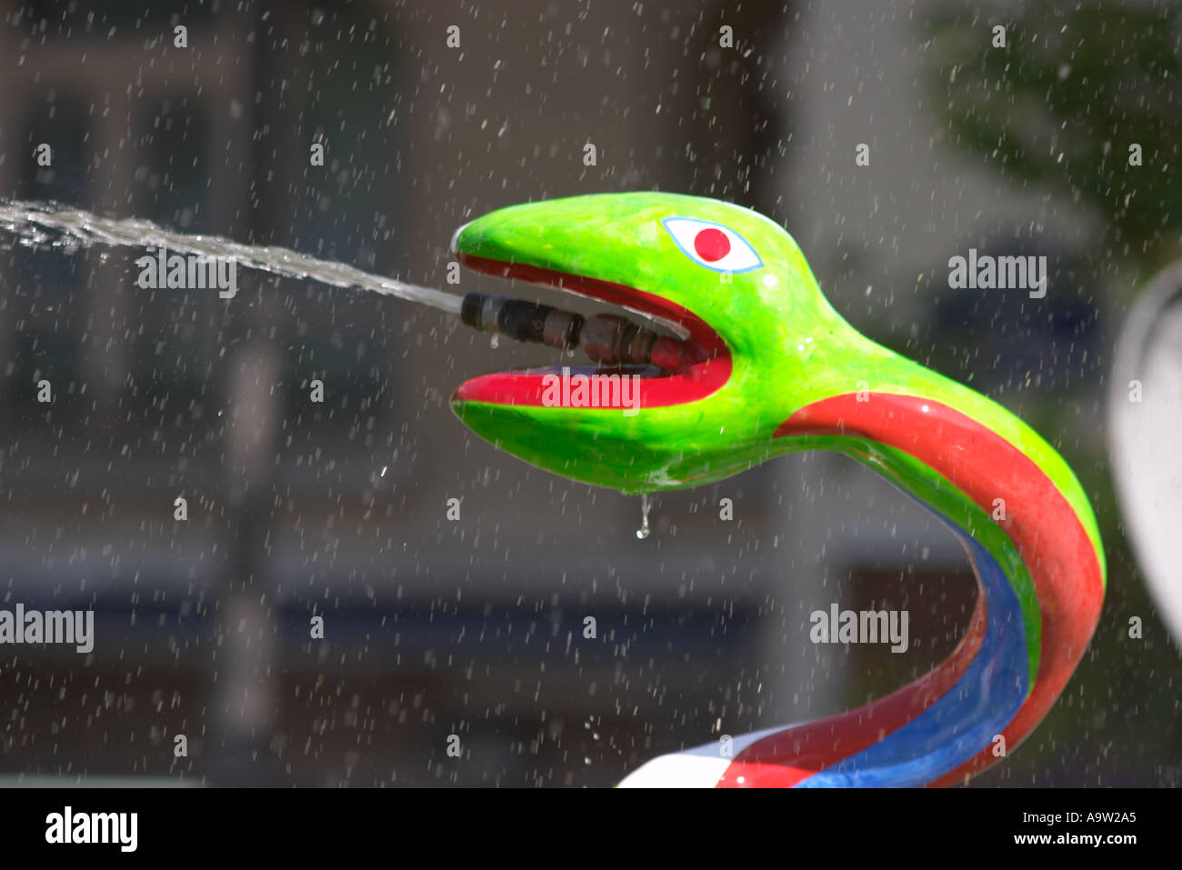 Le Serpent, Fontaine Igor Stravinsky Paris France Stock Photo - Alamy