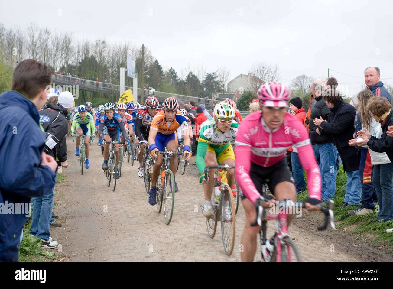 Paris-Roubaix 2005 cycle race Stock Photo - Alamy