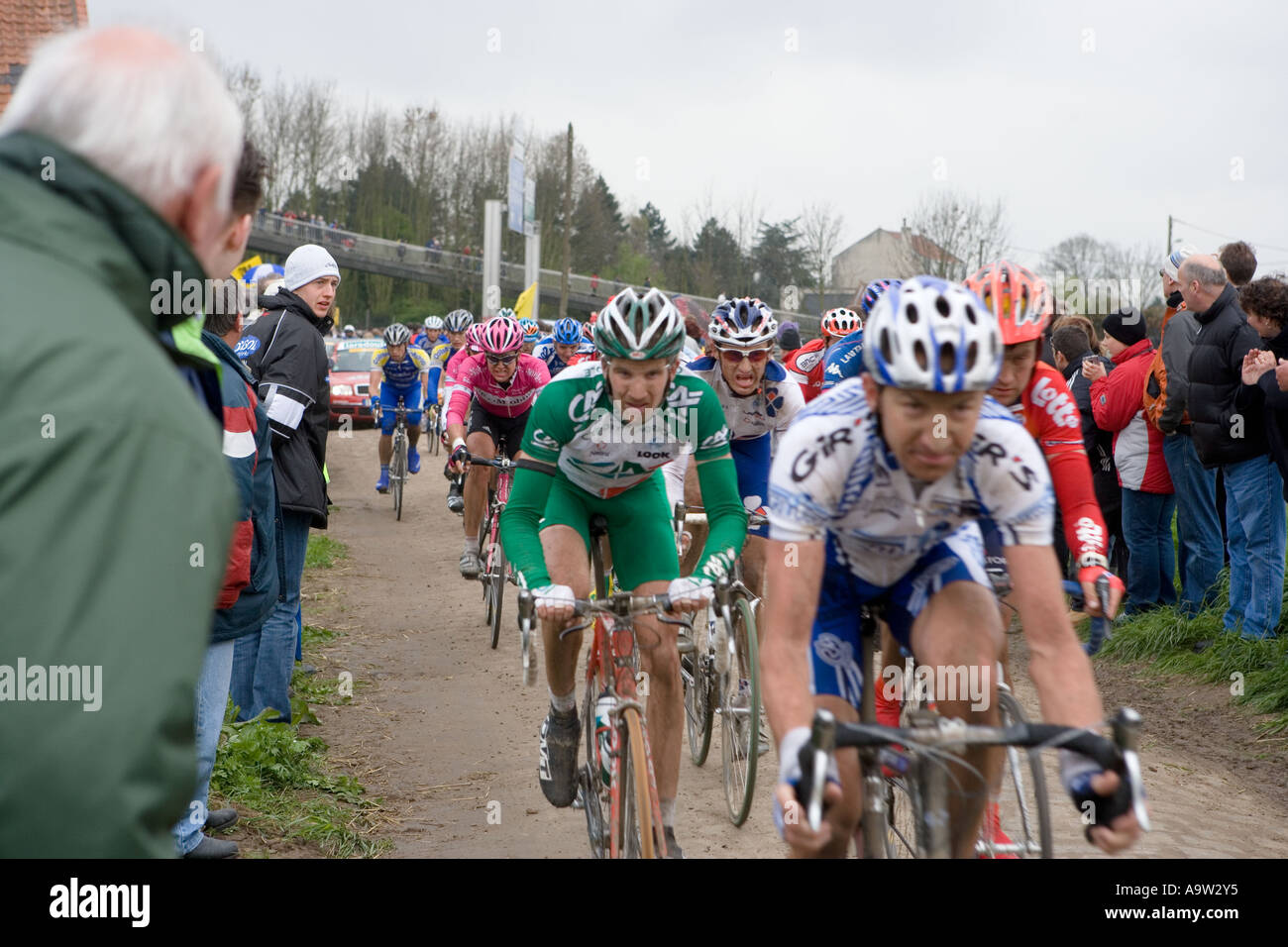Paris-Roubaix 2005 cycle race Stock Photo - Alamy