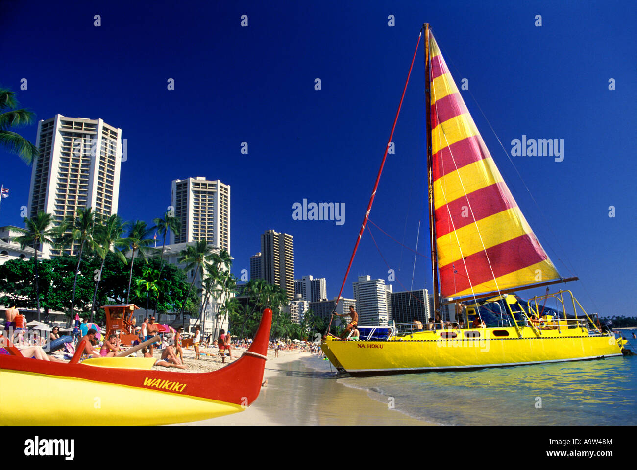 OUTRIGGERS AND CATAMARANS ON WAIKIKI BEACH HONOLULU OAHU HAWAII USA ...