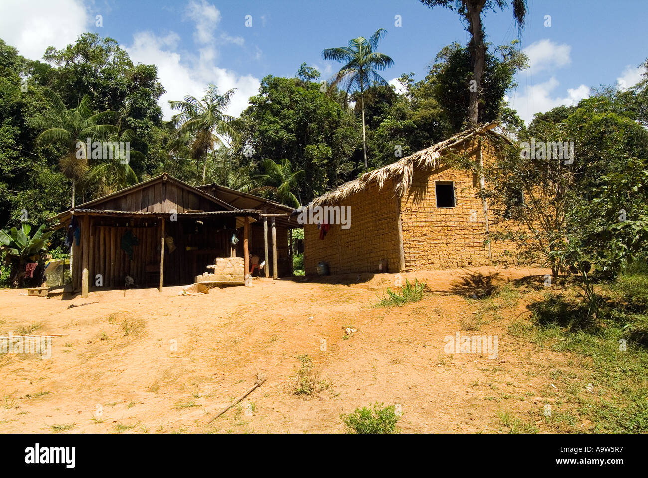 Indian Guarani house Boa Vista in the Atlantic rainforest Sao Paulo ...