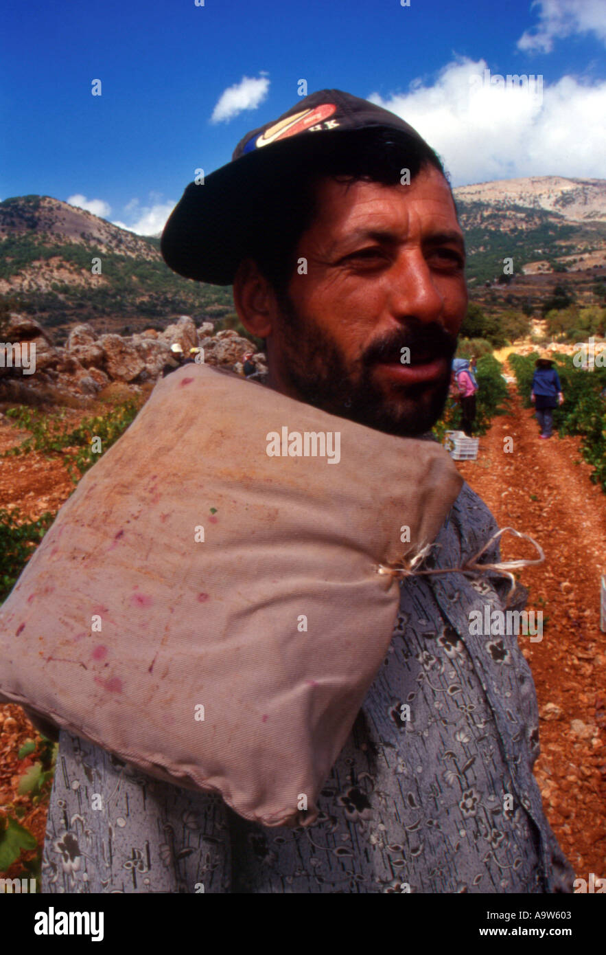 Kurdish man portrait hi-res stock photography and images - Alamy