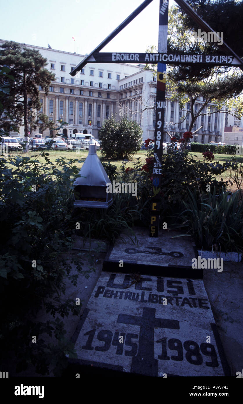 End of communism cross outside the Parliament Buildings in Bucharest ...