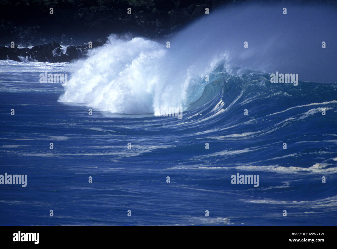 STORMY SEA SHOREBREAK WAVE Stock Photo - Alamy