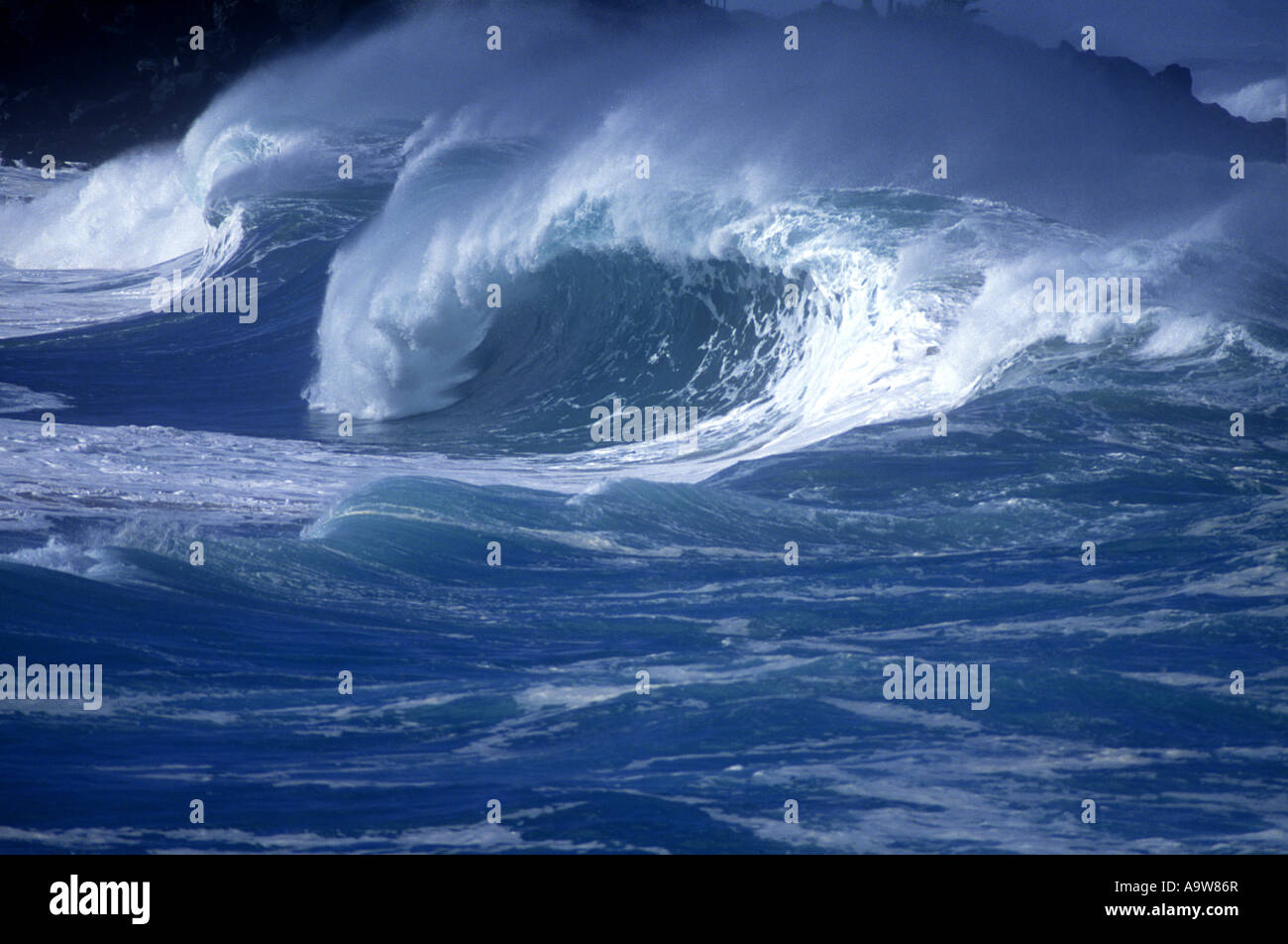30 foot waves hi-res stock photography and images - Alamy