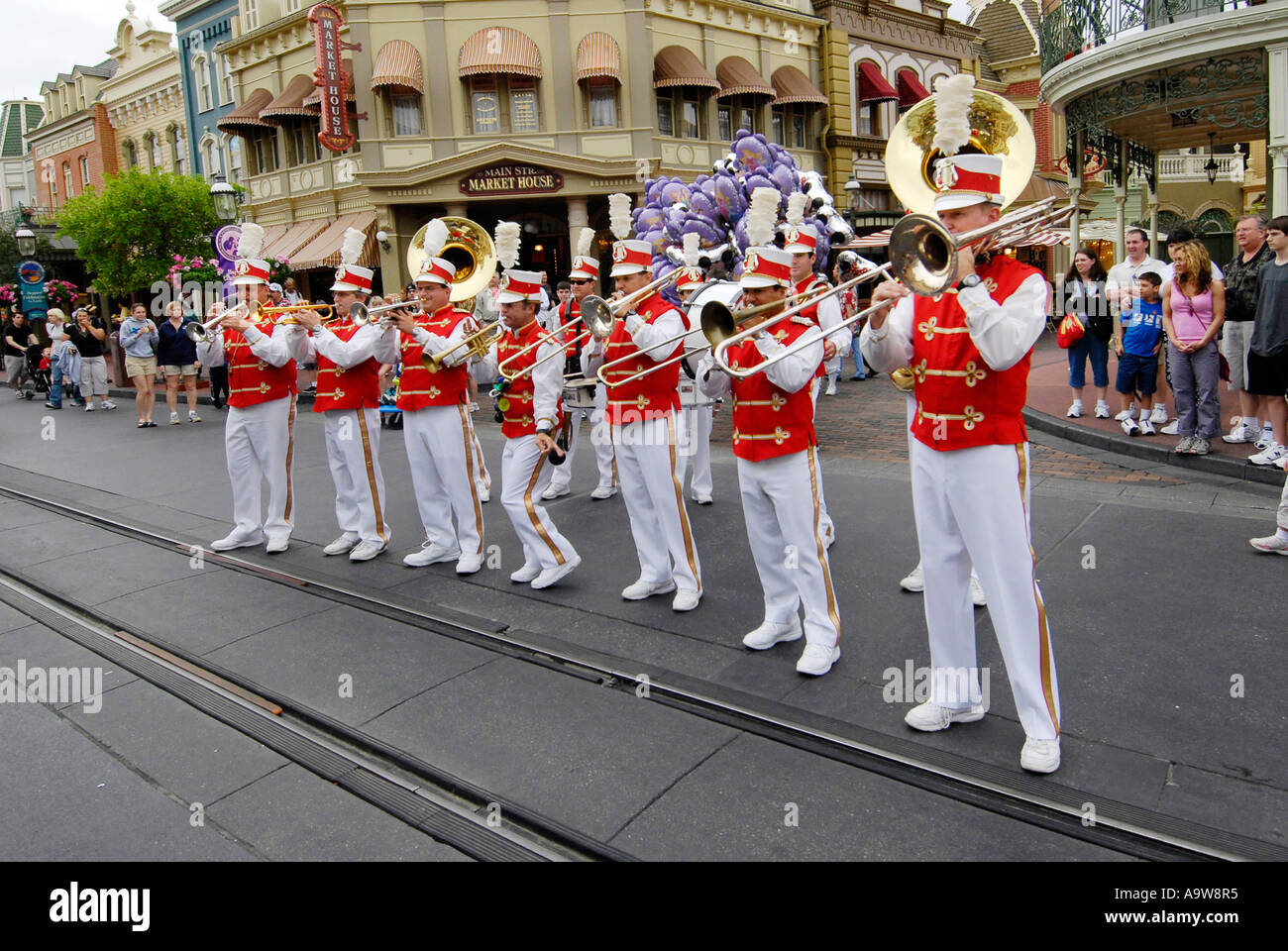 Musical band on main street at Magic Kingdom at Walt Disney World ...