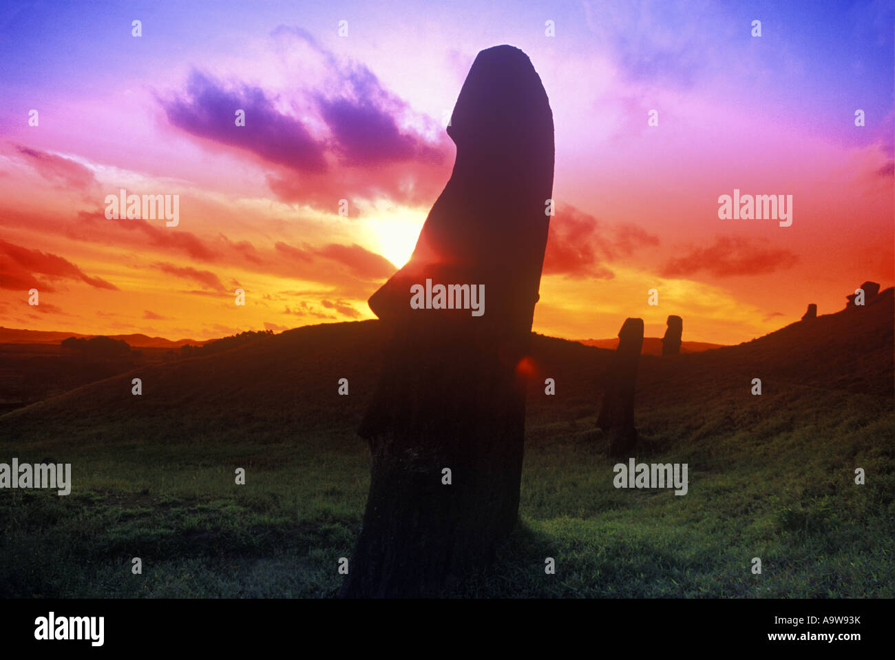 Monoliths Easter Island High Resolution Stock Photography and Images ...