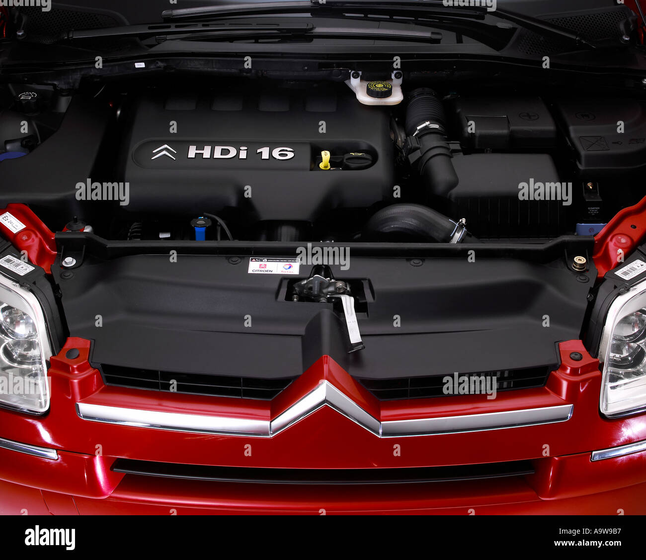 C4 engine hi-res stock photography and images - Alamy