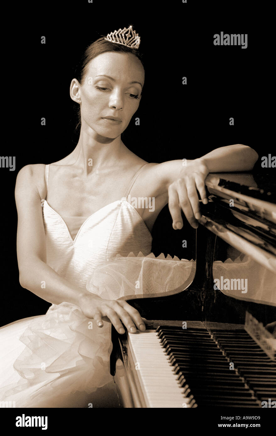 Ballerina rehearsal piano ballet dancer stage performance Stock Photo ...