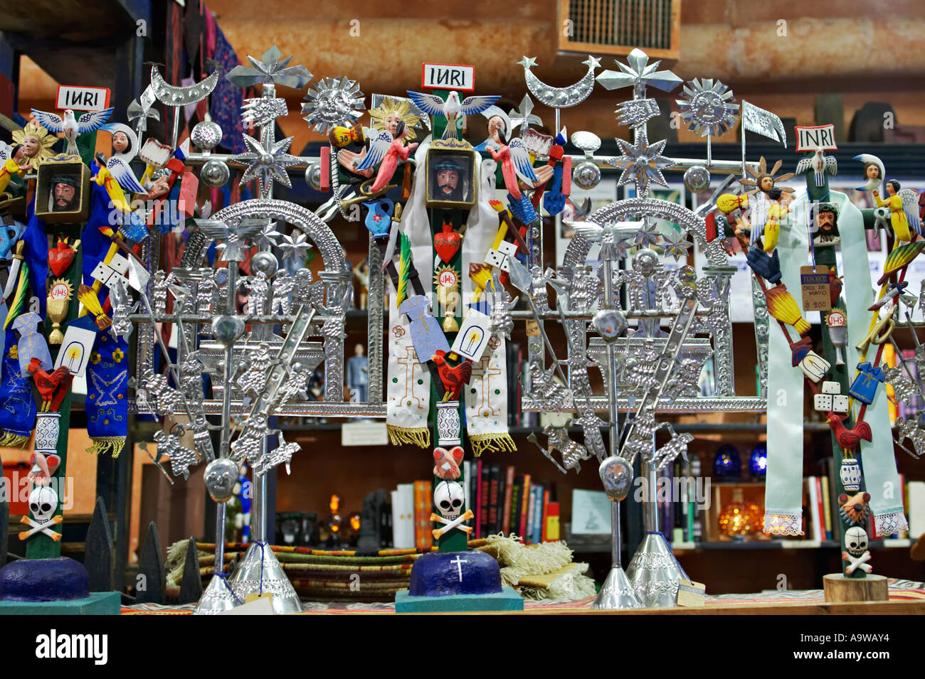 TEXAS Austin Figurines from Peruvian shrine used during religious ...