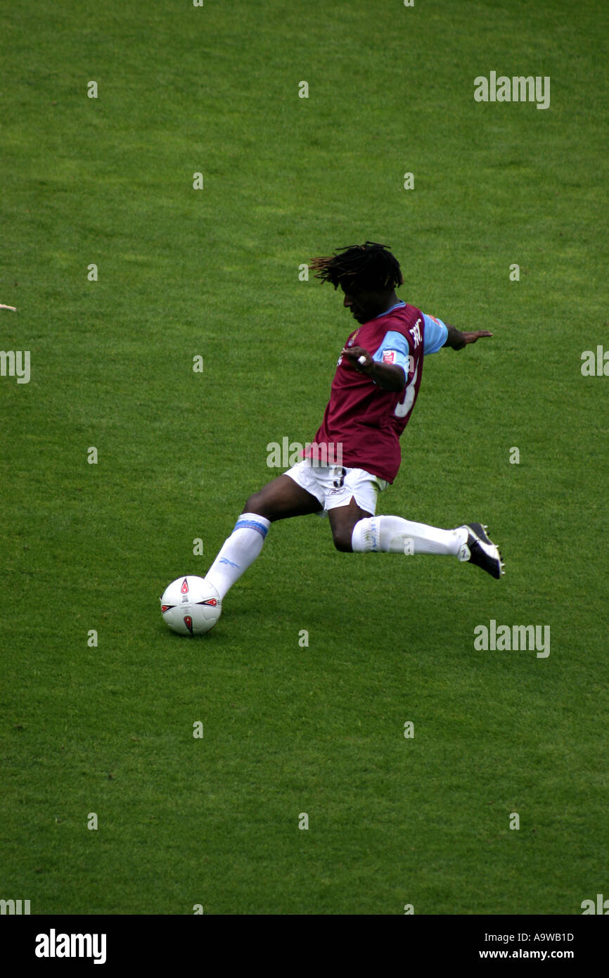 Rufus Brevett West Ham United v Wigan Athletic 15 August 2004 Stock ...