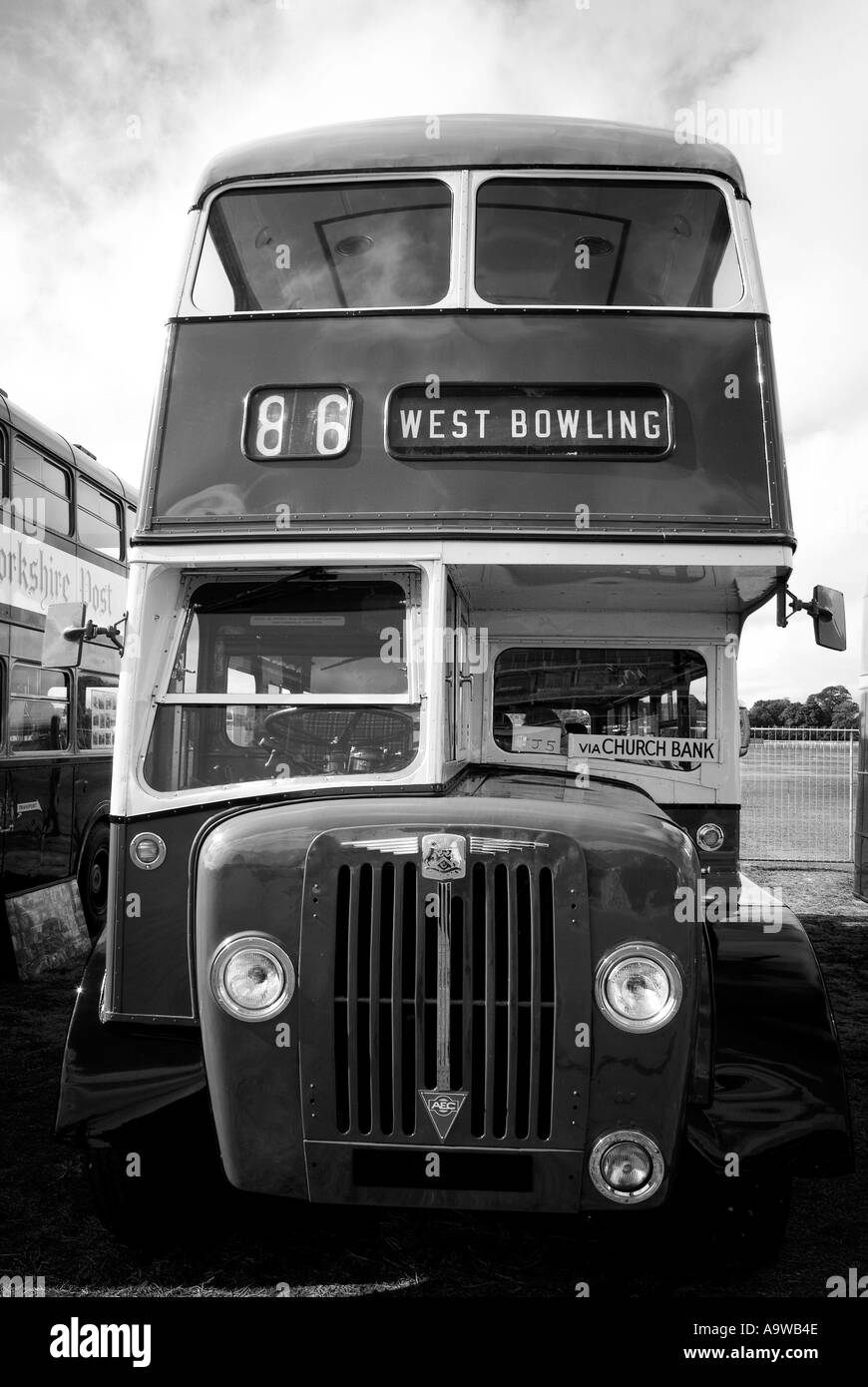 routemaster bus london red travel transport public mass transportion ...