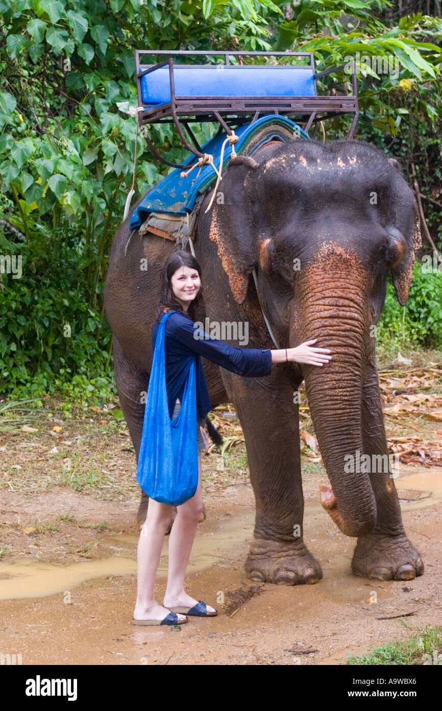 Girl riding an elephant hi-res stock photography and images - Alamy