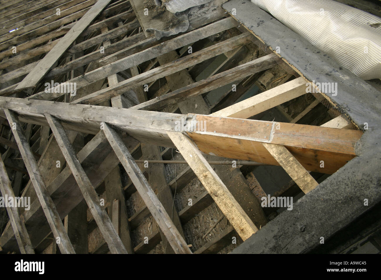 Spliced timber hi-res stock photography and images - Alamy