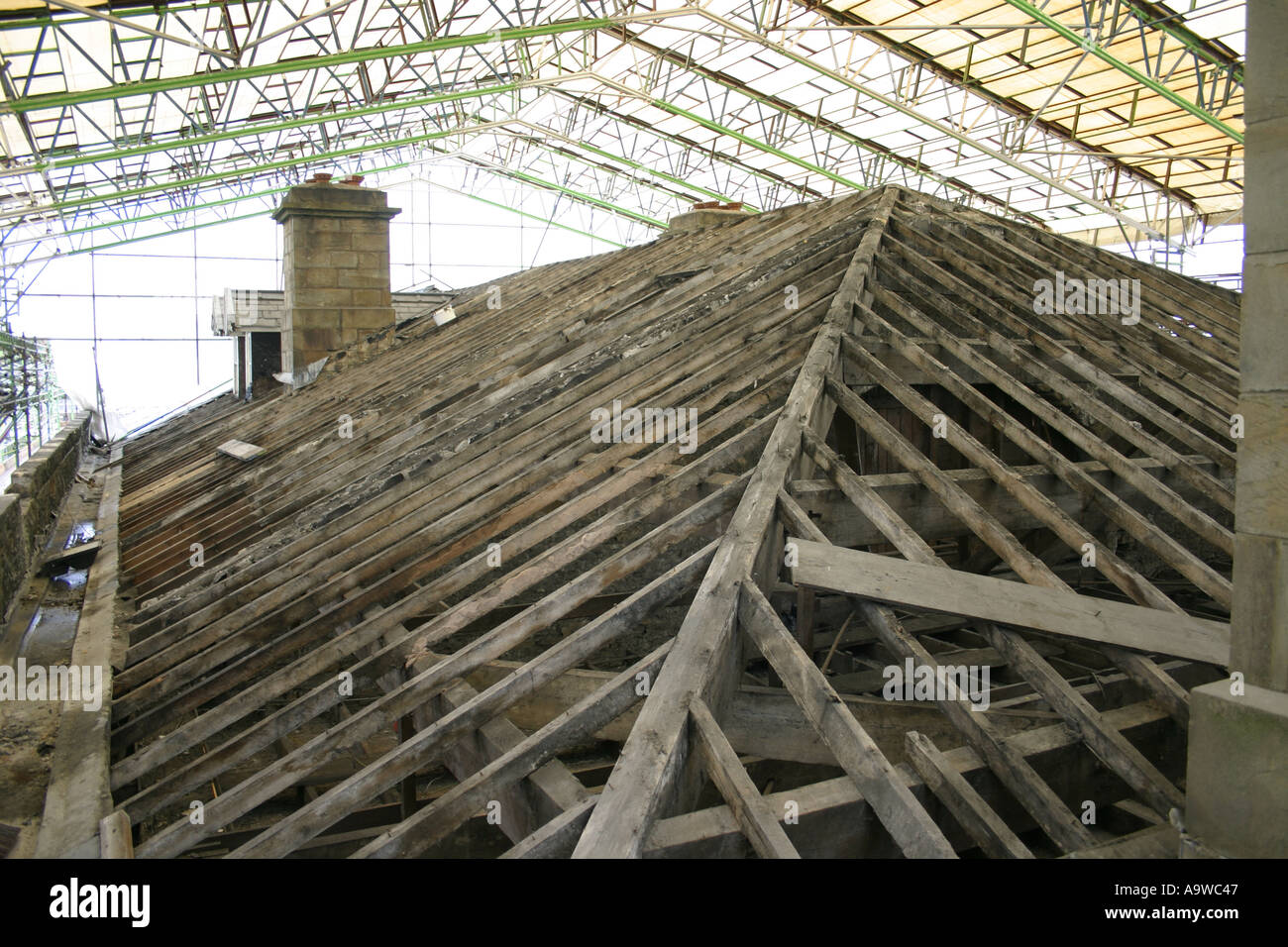 Historic Victorian Roof being refurbished with temporary roof canopy ...