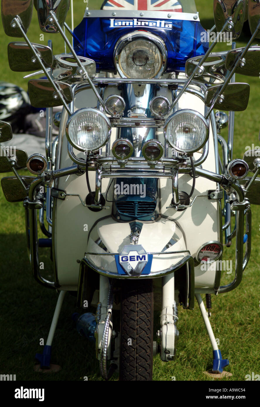 Mods and rockers 1960s hi-res stock photography and images - Alamy