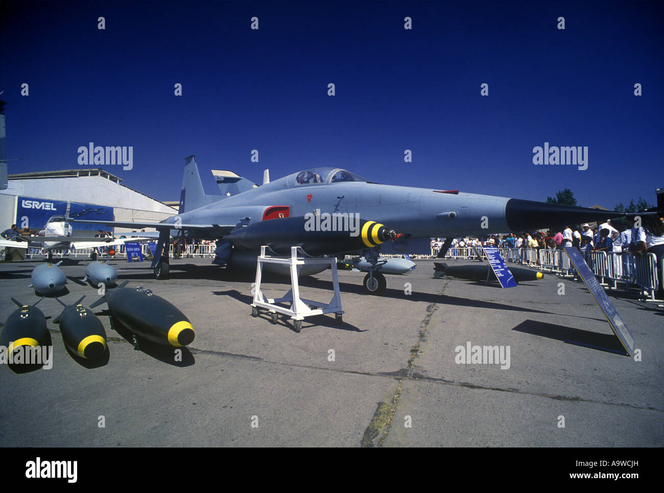 Weapons system trainer hi-res stock photography and images - Alamy