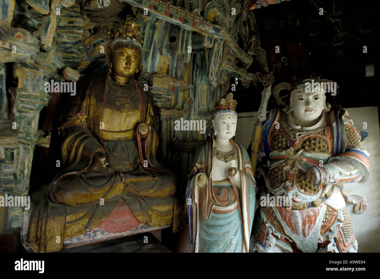 Kongzi statue hi-res stock photography and images - Alamy