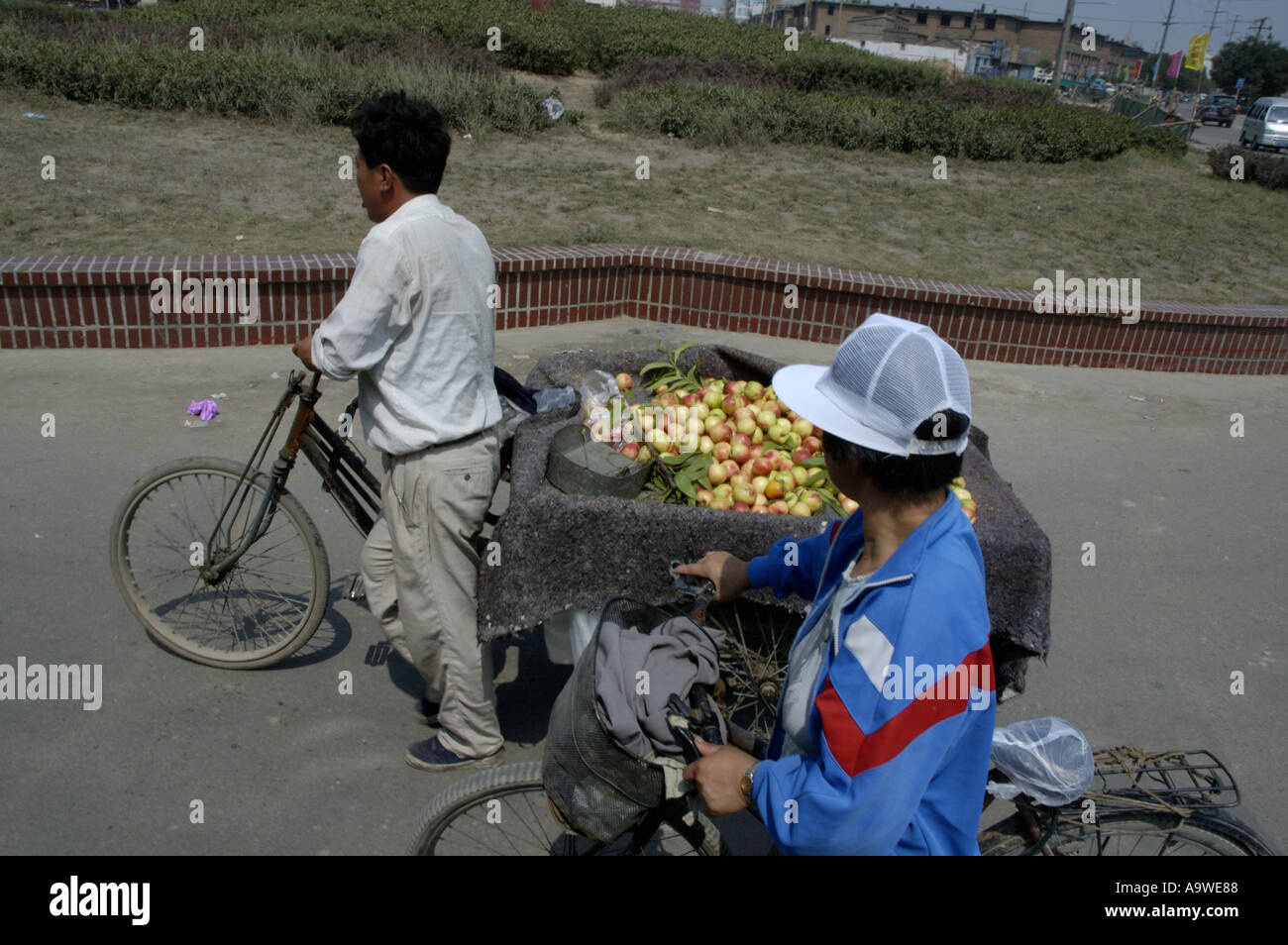 Chinese bikers hi-res stock photography and images - Alamy