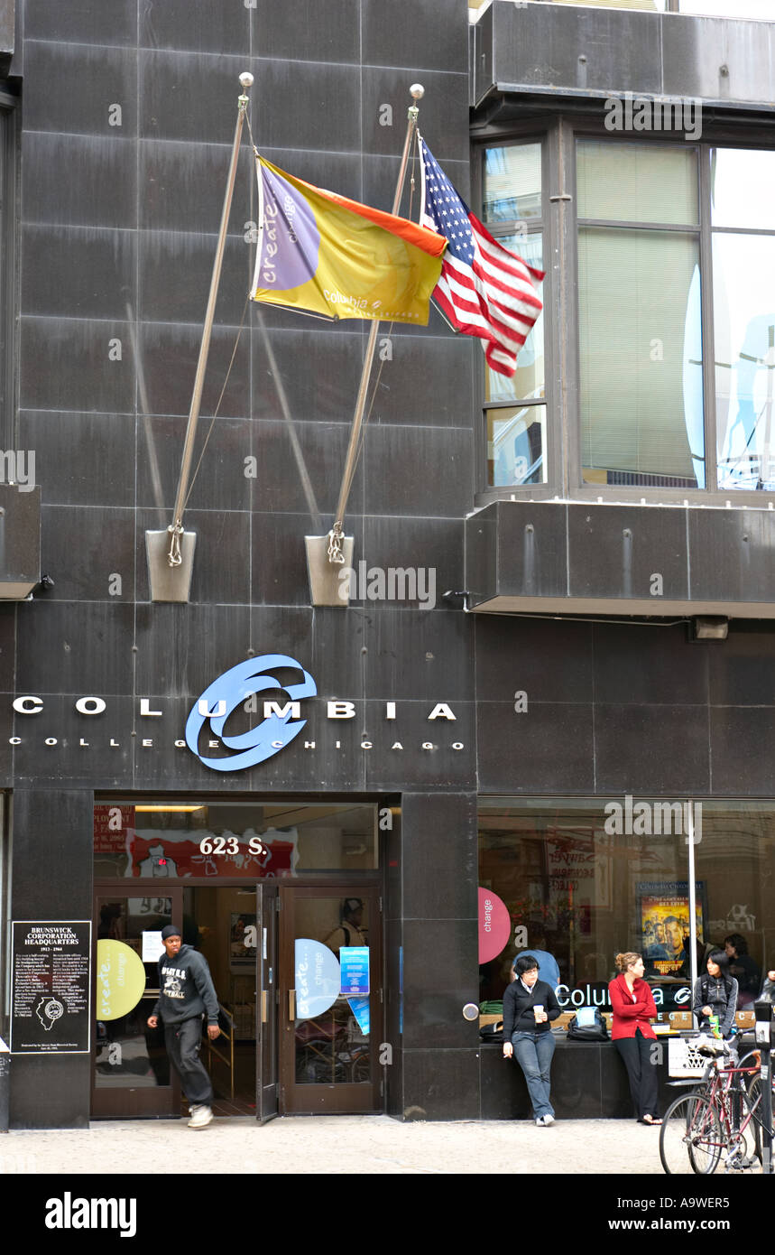 BUILDINGS Chicago Illinois Columbia College urban campus in downtown ...