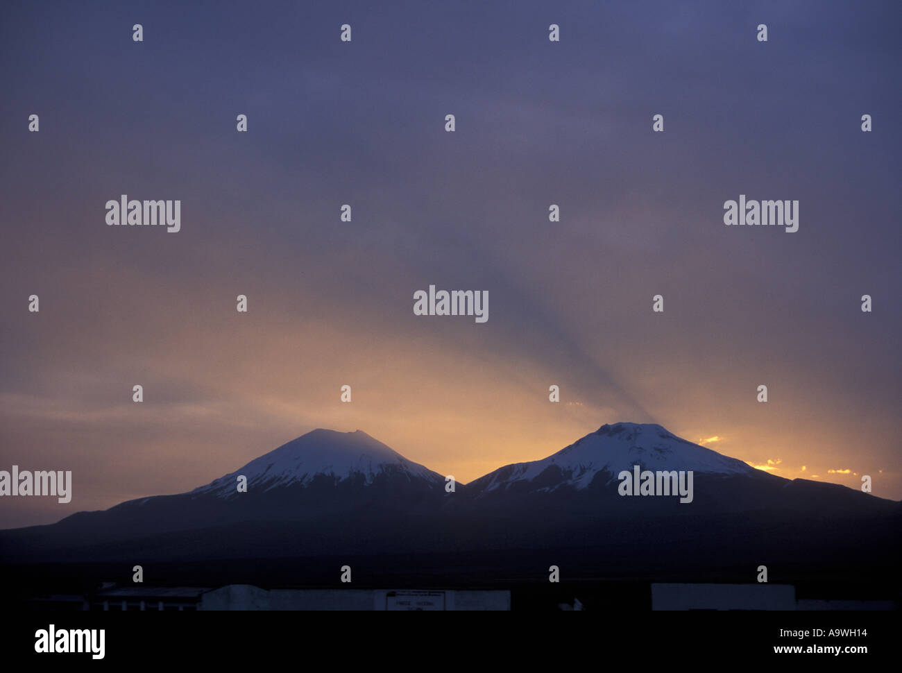 Anden vulkane hi-res stock photography and images - Alamy