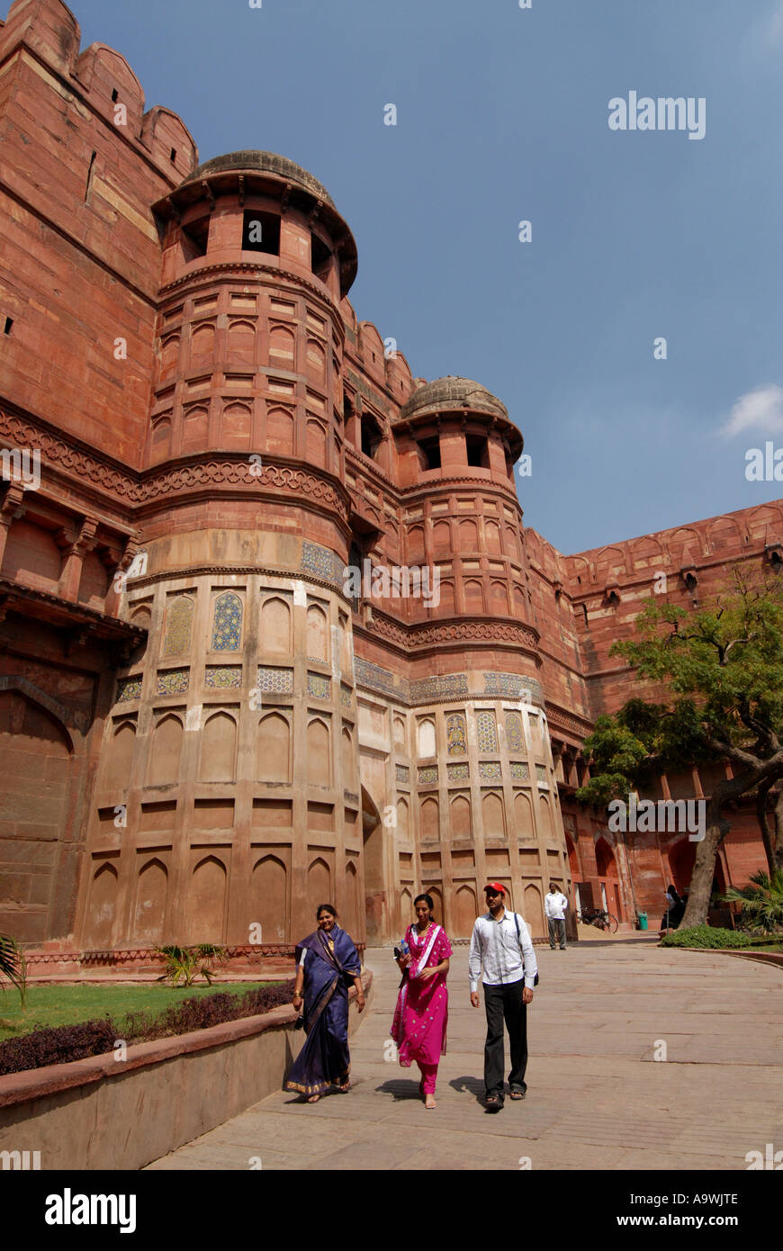 Delhi G inside Agra fort Uttar Pradesh India ate Stock Photo - Alamy