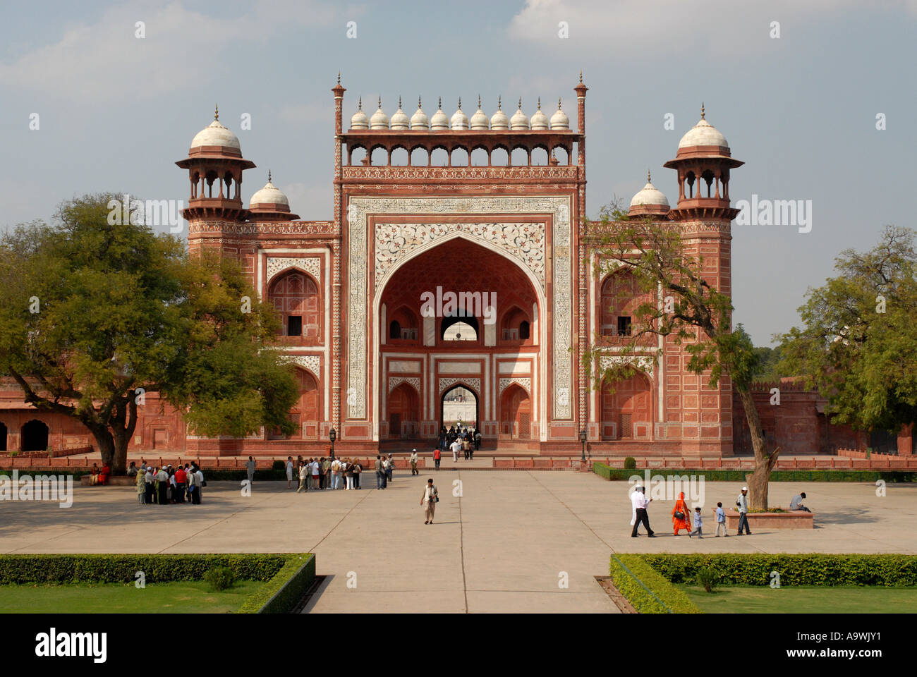 Main entrace gate to the Taj Mahal Agra Uttar Pradesh India Stock Photo ...