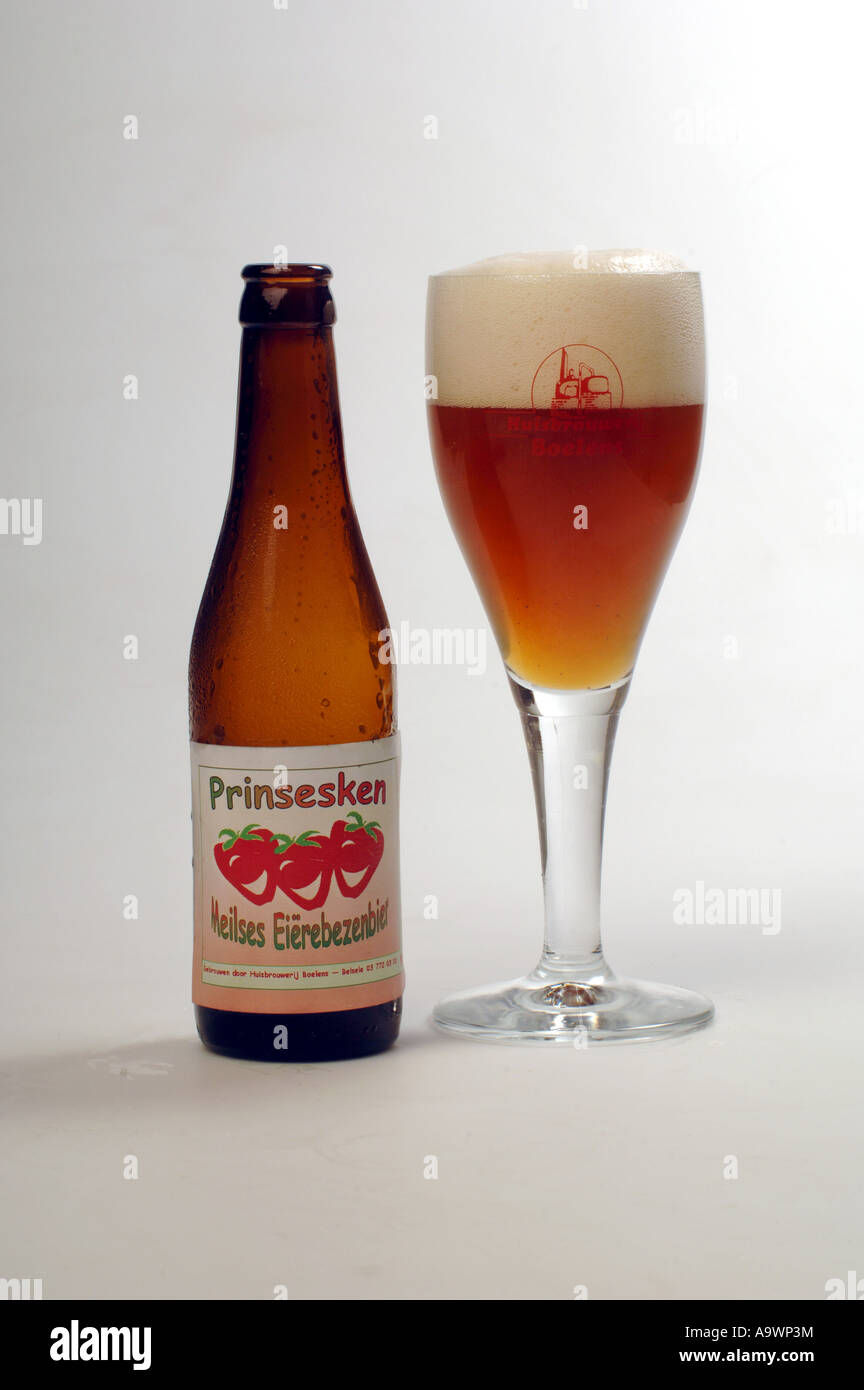 Strawberry beer bottle hi-res stock photography and images - Alamy