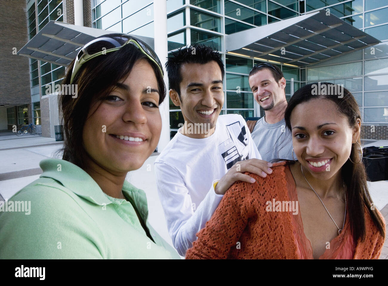 Daytime front diversity building hi-res stock photography and images ...
