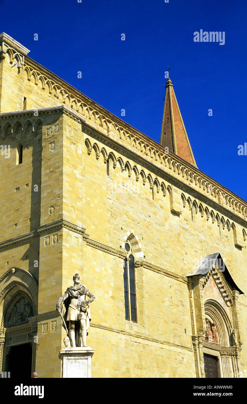 Italy, Tuscany, Arezzo town cathedral, main church of Arezzo, low angle ...