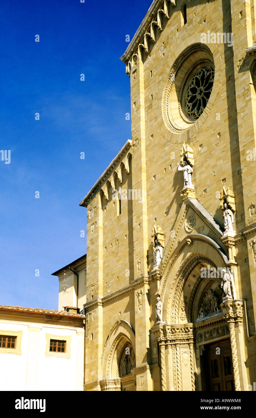 Italy, Tuscany, Arezzo town cathedral, main church of Arezzo, low angle ...