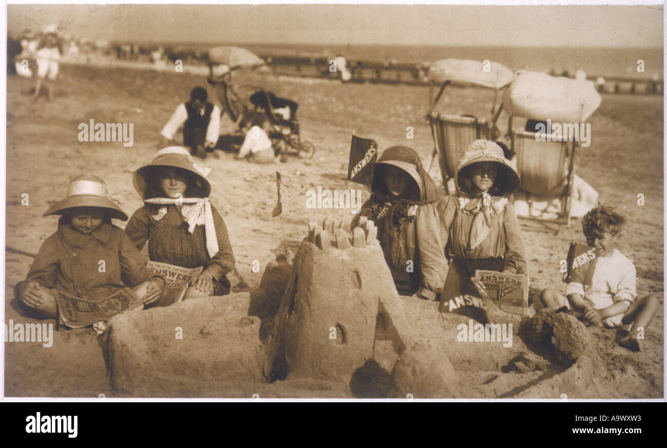 Sandcastle competition hi-res stock photography and images - Alamy