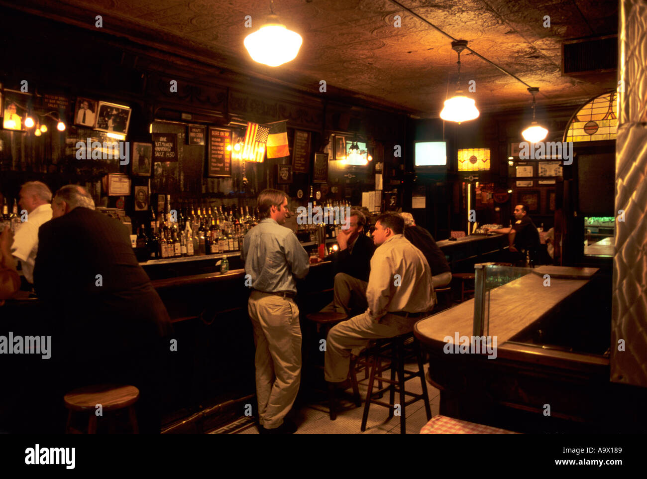 P j clarke's new york hi-res stock photography and images - Alamy