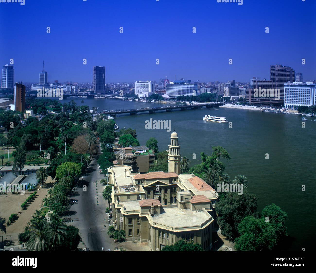 DOWNTOWN SKYLINE RIVER NILE CAIRO EGYPT Stock Photo - Alamy