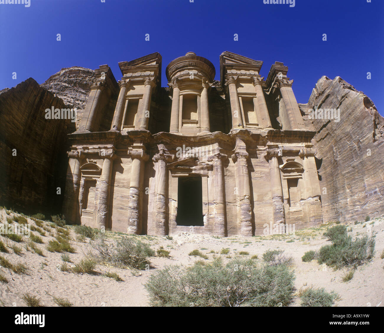 MONASTERY AL DEIR PETRA RUINS JORDAN Stock Photo - Alamy