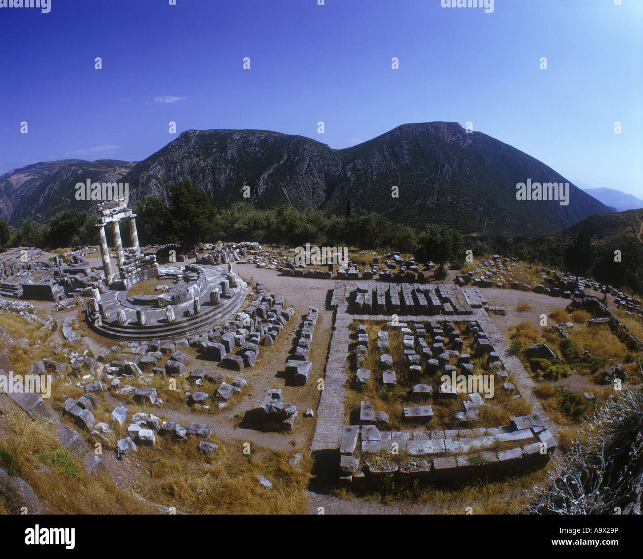 Structure of the tholos hi-res stock photography and images - Alamy
