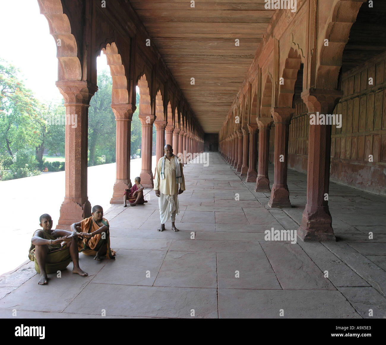Side passage to Taj Mahal Temple Stock Photo - Alamy