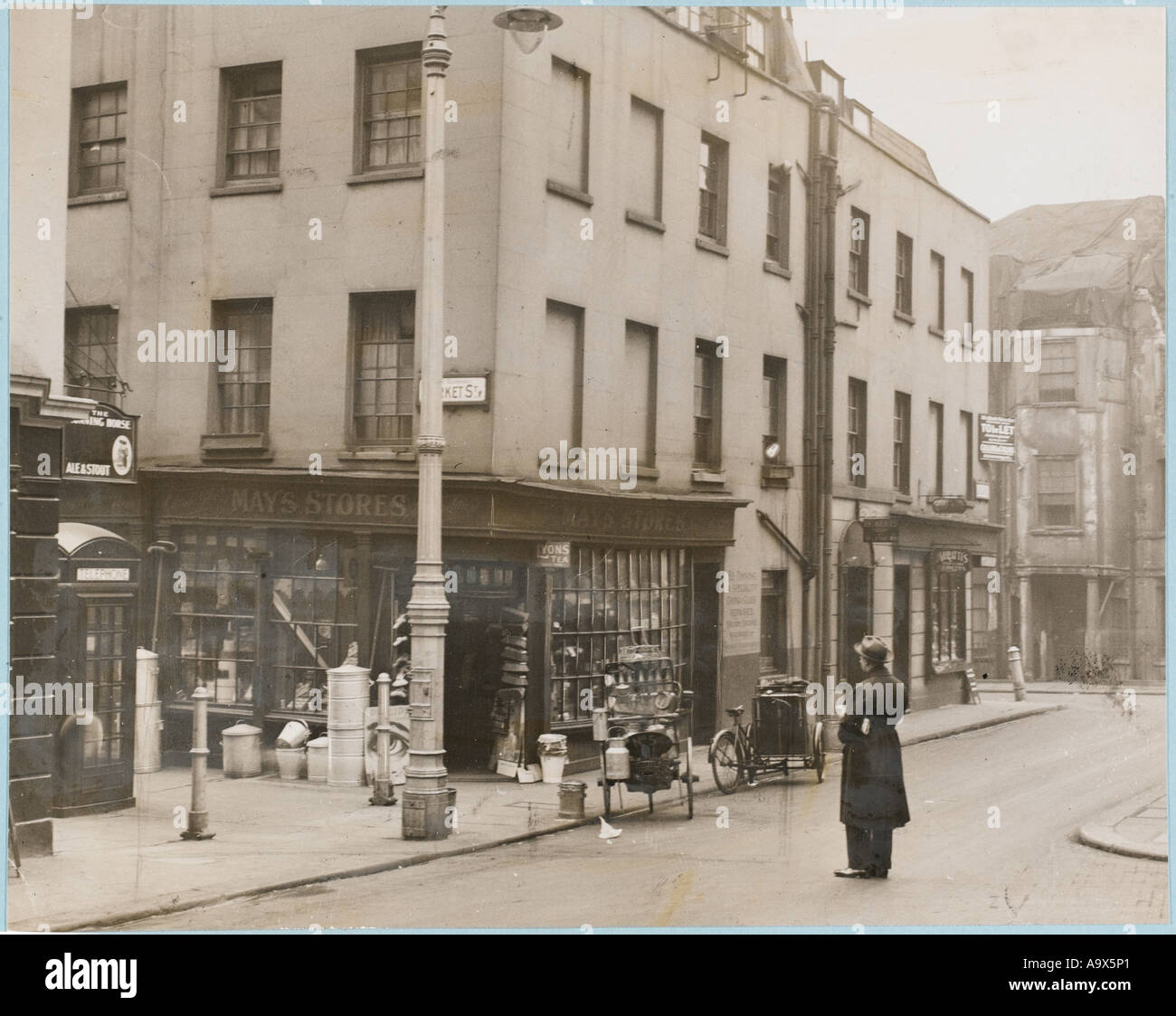 Mayfair shepherd market hi-res stock photography and images - Alamy