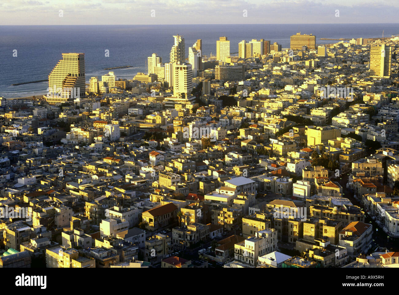 DOWNTOWN SKYLINE TEL AVIV ISRAEL Stock Photo - Alamy