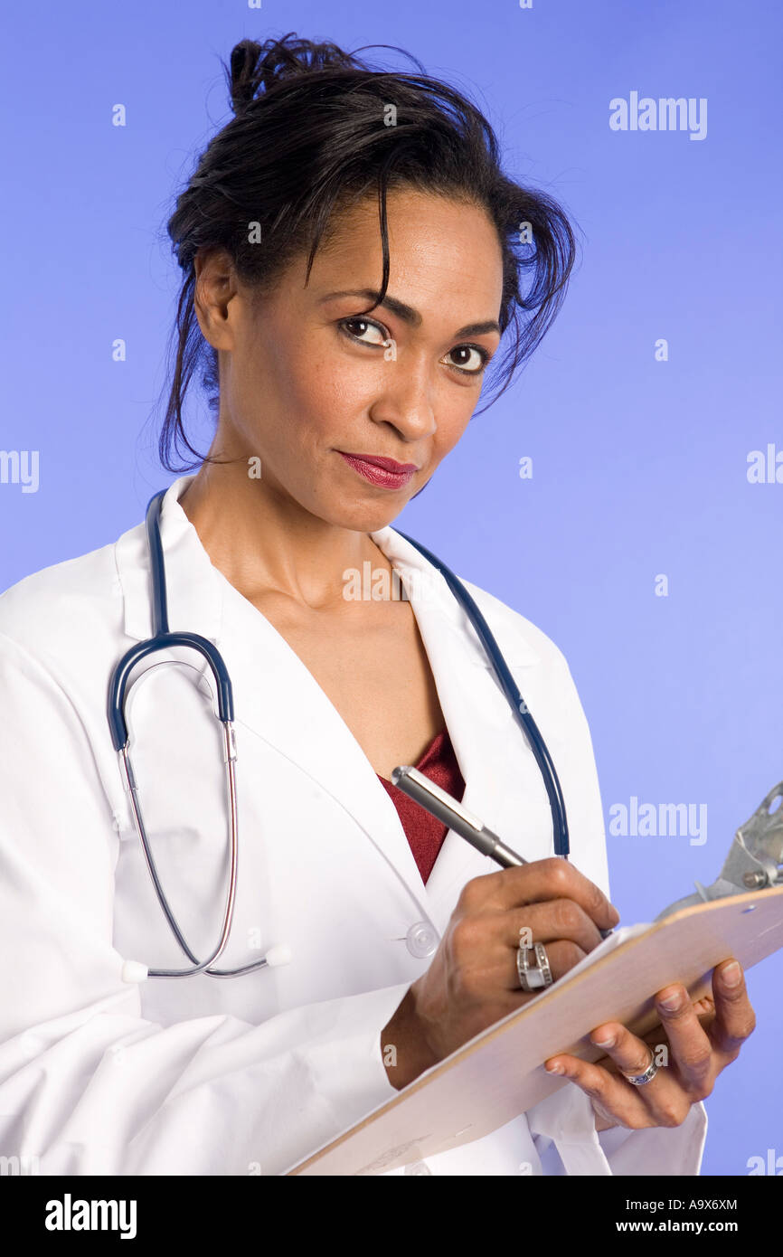 Medical tests clip board hi-res stock photography and images - Alamy