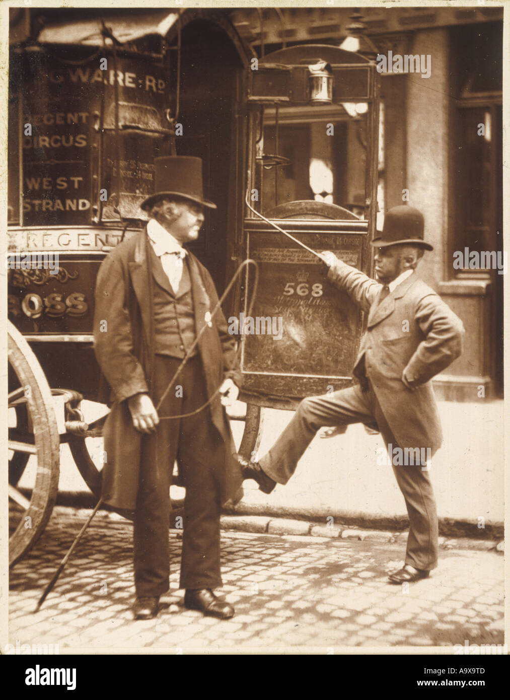 Victorian buses hi-res stock photography and images - Alamy