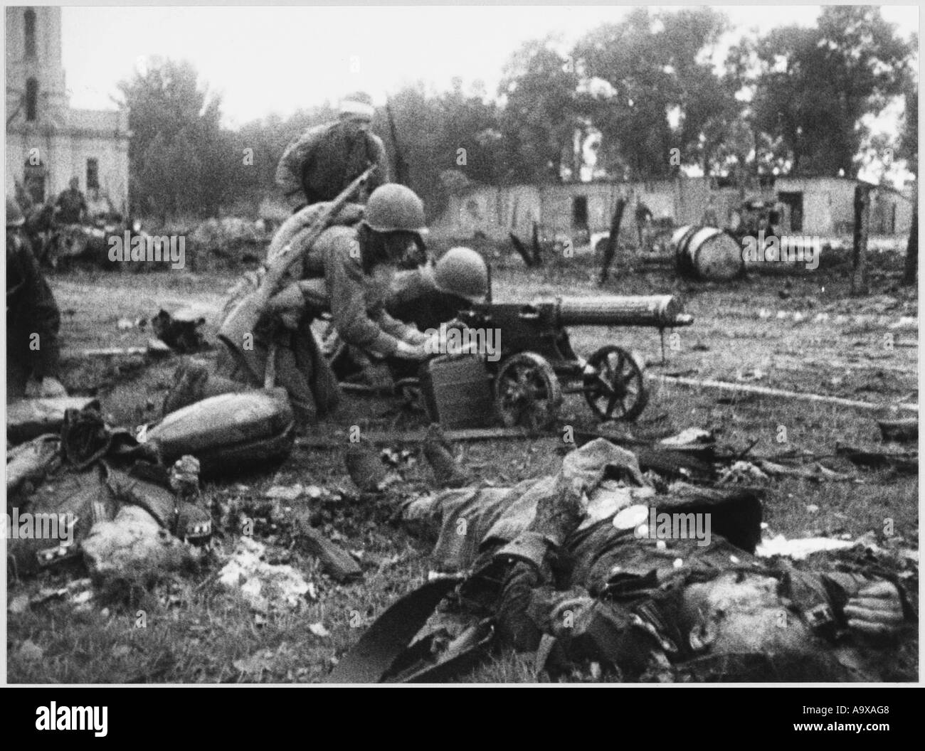 Soviet Machine Gunners Stock Photo - Alamy