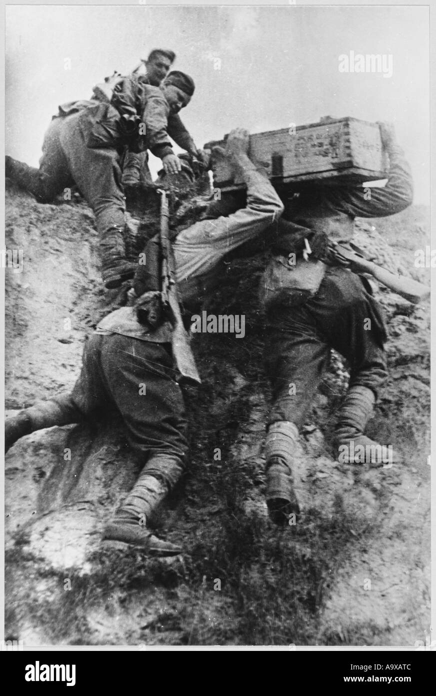 Soviets Carry Ammo Stock Photo - Alamy