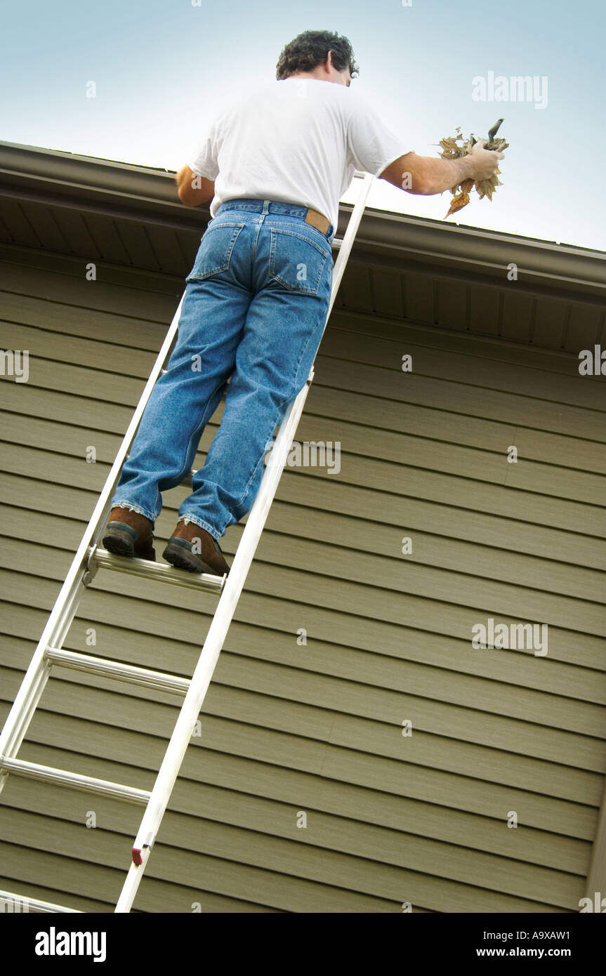 Cleaning gutters hi-res stock photography and images - Alamy