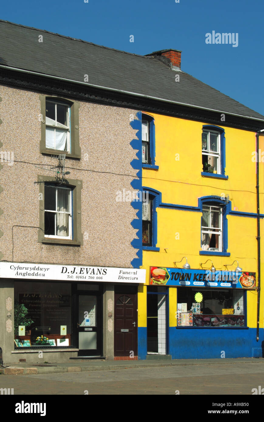Machynlleth town centre unusual building with terraced pair of shop ...