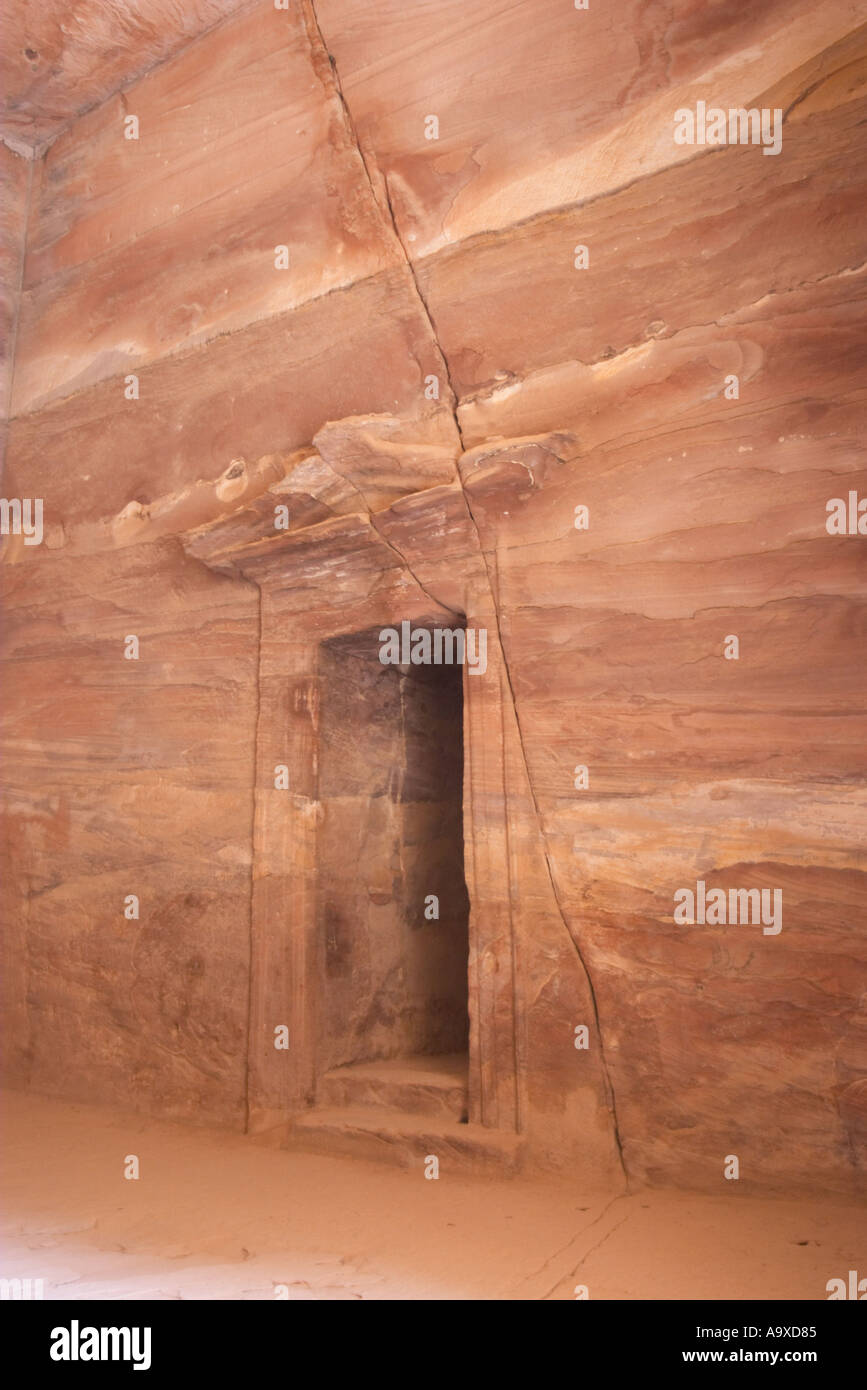 Petra inside al khazneh treasury hi-res stock photography and images ...