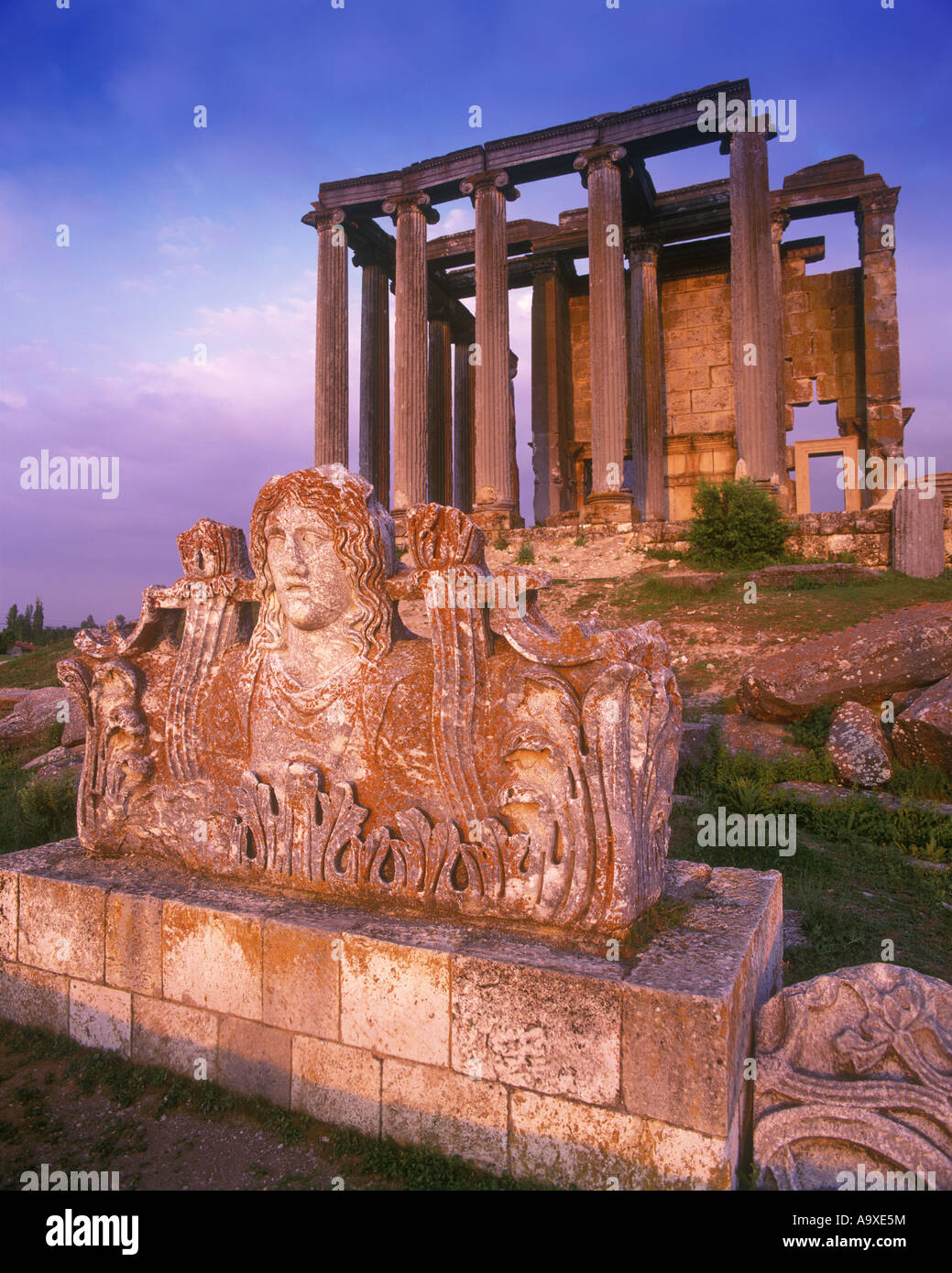 FACE OF MEDUSA TEMPLE OF ZEUS RUINS CAVDARHISAR AEZANI TURKEY Stock ...